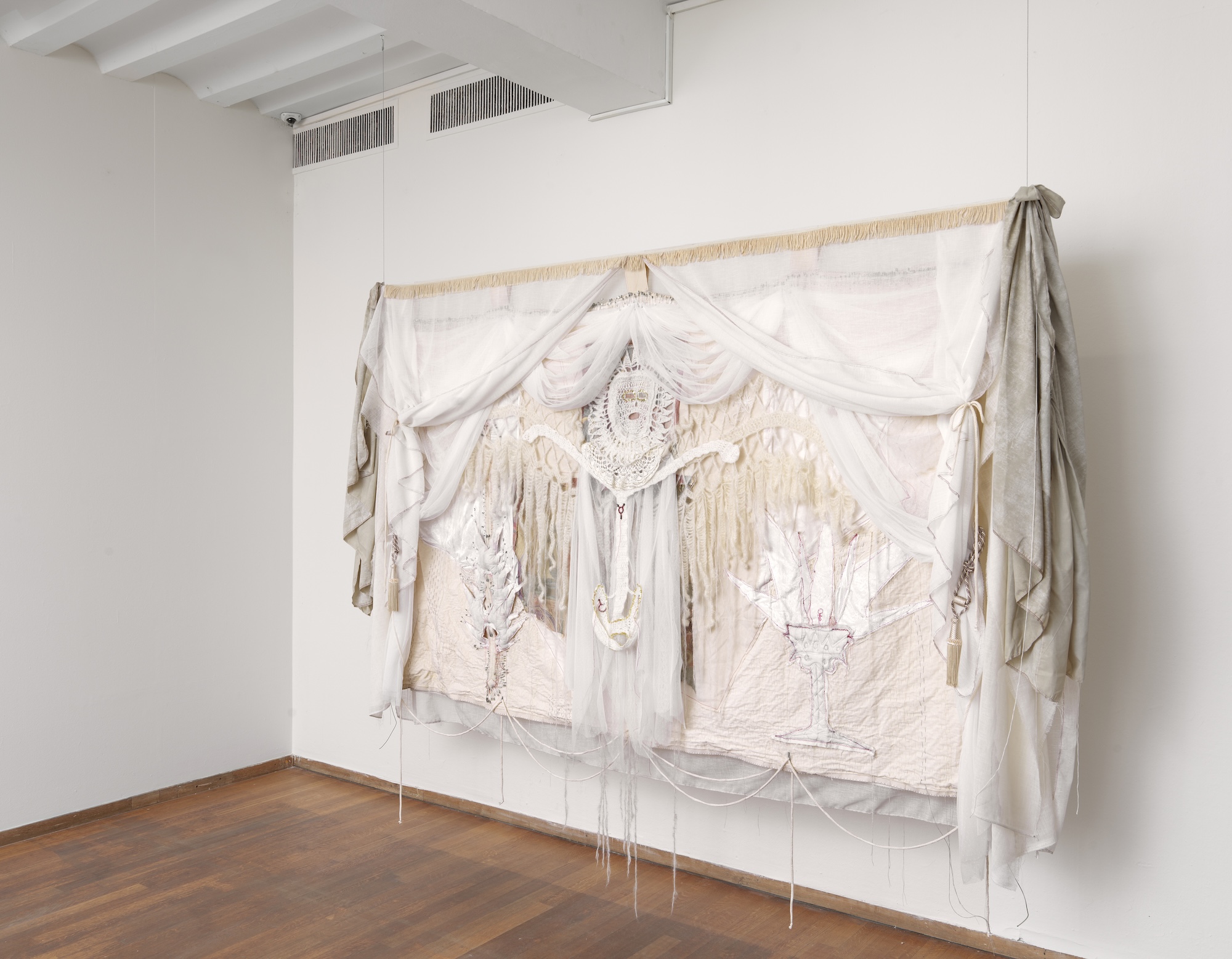 KUNST IS LANG: Dakota Magdalena Mokhammad - Mister Motley